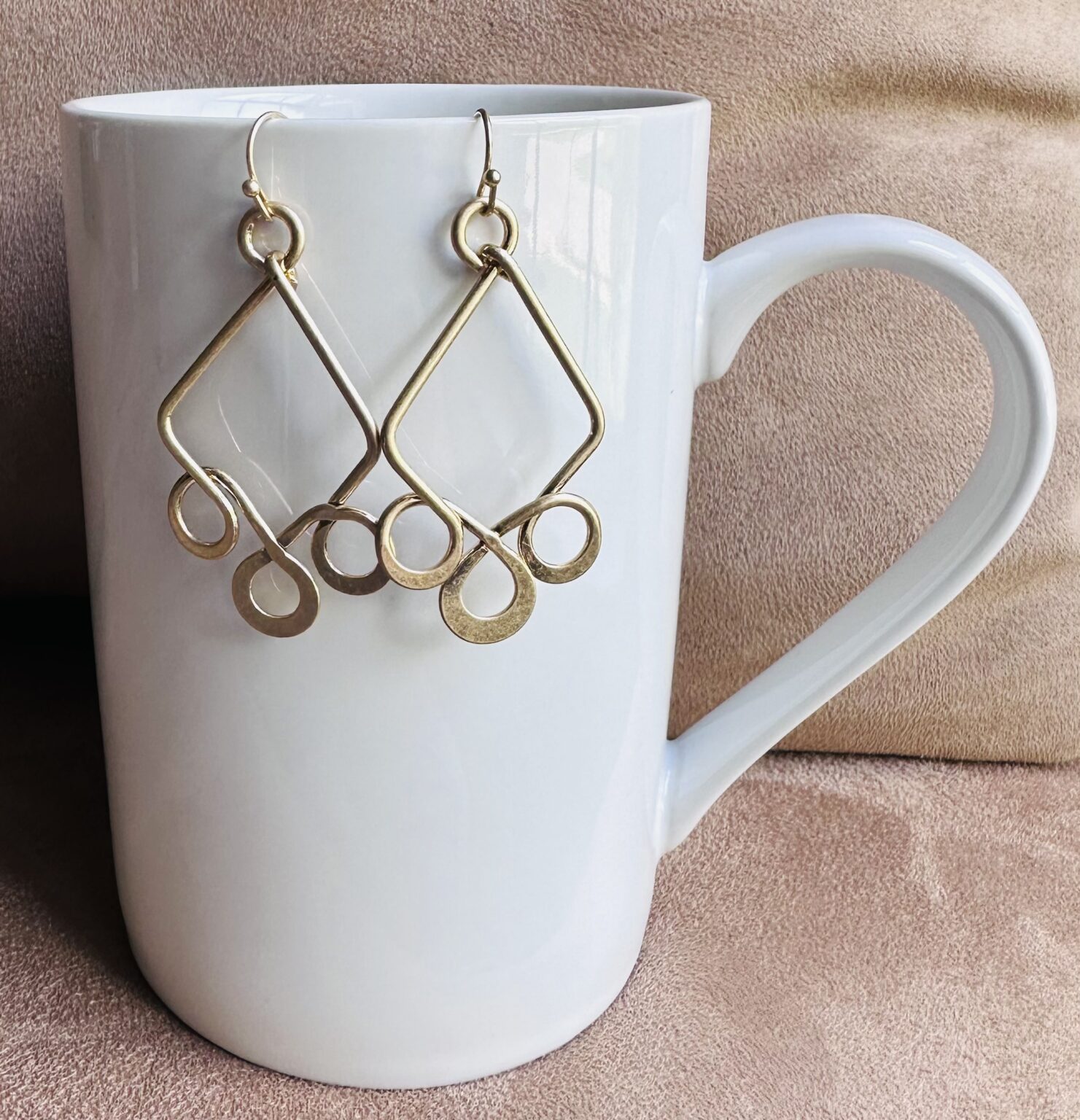 Monarch Jewelry, Monarch 4 Freedom, Crisis Aid International